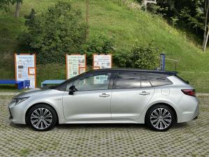 Grey Toyota Corolla 2019 in Kaunas, with an engine capacity of 1.99 L and mileage of 199 thousand km for 16950 €, photo 10 on AUTOMOTO.COM.LV
