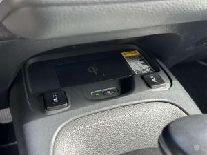 Grey Toyota Corolla 2019 in Kaunas, with an engine capacity of 1.99 L and mileage of 199 thousand km for 16950 €, photo 13 on AUTOMOTO.COM.LV