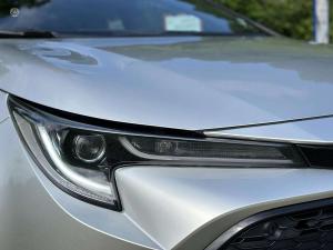 Grey Toyota Corolla 2019 in Kaunas, with an engine capacity of 1.99 L and mileage of 199 thousand km for 16950 €, photo 27 on AUTOMOTO.COM.LV