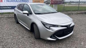 Grey Toyota Corolla 2019 in Marijampole, with an engine capacity of 1.80 L and mileage of 221 thousand km for 13990 €, photo 8 on AUTOMOTO.COM.LV