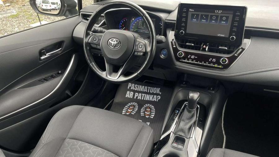 Grey Toyota Corolla 2019 in Marijampole, with an engine capacity of 1.80 L and mileage of 221 thousand km for 13990 €, photo 19 on AUTOMOTO.COM.LV