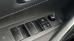 Grey Toyota Corolla 2019 in Marijampole, with an engine capacity of 1.80 L and mileage of 221 thousand km for 13990 €, photo 26 on AUTOMOTO.COM.LV