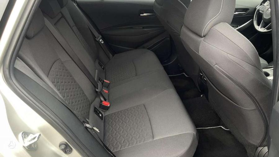 Grey Toyota Corolla 2019 in Marijampole, with an engine capacity of 1.80 L and mileage of 221 thousand km for 13990 €, photo 29 on AUTOMOTO.COM.LV
