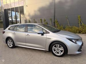 Grey Toyota Corolla 2019 in Vilnius, with an engine capacity of 1.80 L and mileage of 169 thousand km for 15900 €, photo 5 on AUTOMOTO.COM.LV