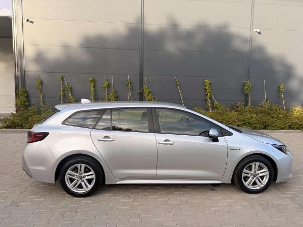 Pelēks Toyota Corolla 2019 Viļņa, ar dzinēja tilpumu 1.80 L un nobraukumu 169 tūkst. km par 15900 €, foto 5 vietnē AUTOMOTO.COM.LV
