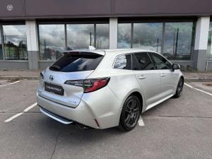 Pelēks Toyota Corolla 2019 Viļņa, ar dzinēja tilpumu 1.99 L un nobraukumu 121 tūkst. km par 16800 €, foto 4 vietnē AUTOMOTO.COM.LV