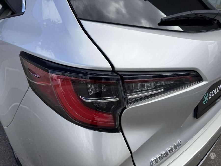 Pelēks Toyota Corolla 2019 Viļņa, ar dzinēja tilpumu 1.99 L un nobraukumu 121 tūkst. km par 16800 €, foto 7 vietnē AUTOMOTO.COM.LV
