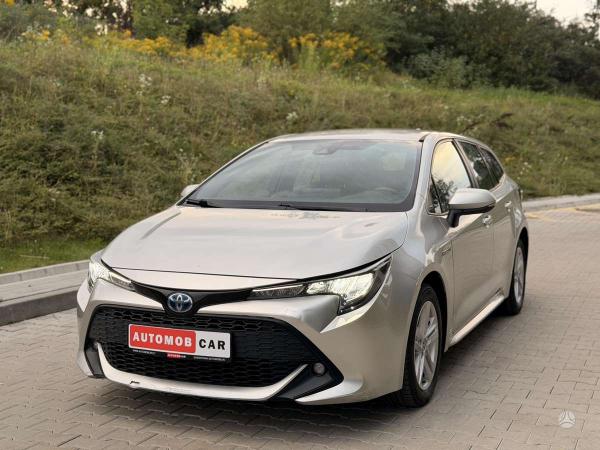 Pelēks Toyota Corolla 2019 Viļņa, ar dzinēja tilpumu 1.80 L un nobraukumu 193 tūkst. km par 15350 €, foto 1 vietnē AUTOMOTO.COM.LV