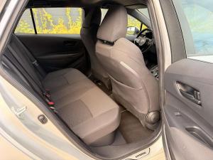 Grey Toyota Corolla 2019 in Vilnius, with an engine capacity of 1.80 L and mileage of 193 thousand km for 15350 €, photo 26 on AUTOMOTO.COM.LV