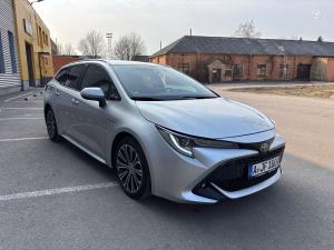 Pelēks Toyota Corolla 2019 Panevēža, ar dzinēja tilpumu 1.99 L un nobraukumu 345 tūkst. km par 11800 €, foto 1 vietnē AUTOMOTO.COM.LV