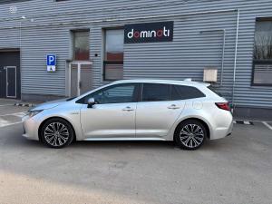 Pelēks Toyota Corolla 2019 Panevēža, ar dzinēja tilpumu 1.99 L un nobraukumu 345 tūkst. km par 11800 €, foto 4 vietnē AUTOMOTO.COM.LV