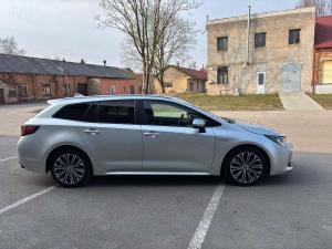 Pelēks Toyota Corolla 2019 Panevēža, ar dzinēja tilpumu 1.99 L un nobraukumu 345 tūkst. km par 11800 €, foto 5 vietnē AUTOMOTO.COM.LV