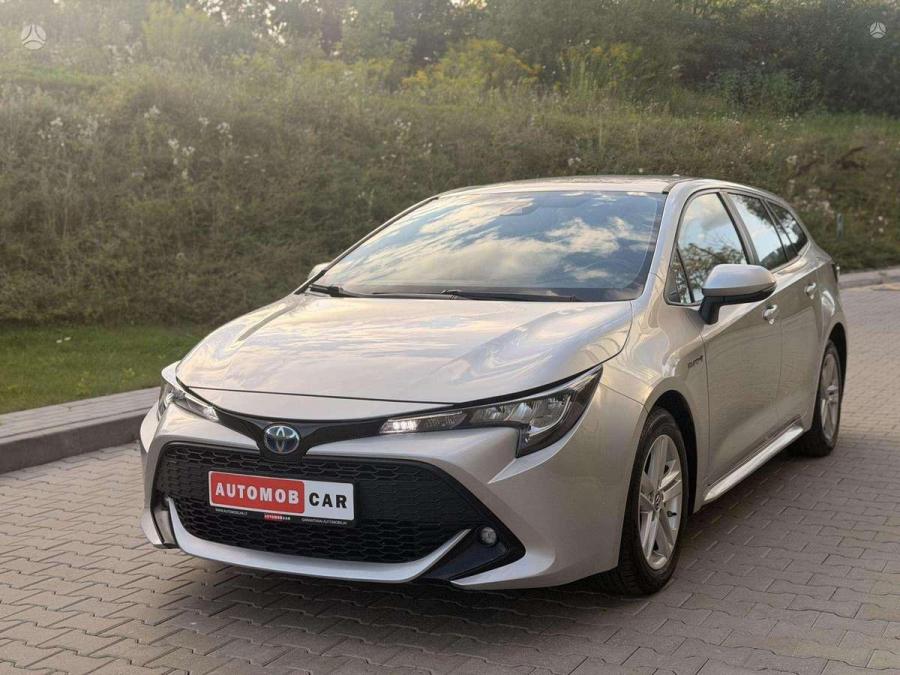 Pelēks Toyota Corolla 2019 Viļņa, ar dzinēja tilpumu 1.80 L un nobraukumu 169 tūkst. km par 15900 €, foto 1 vietnē AUTOMOTO.COM.LV