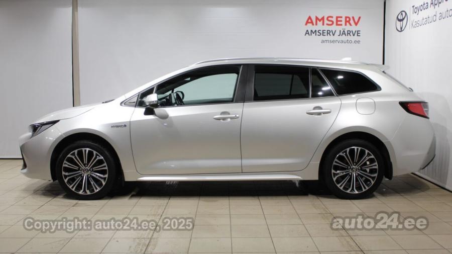 Pelēks Toyota Corolla 2020 Tallina, ar dzinēja tilpumu 1.80 L un nobraukumu 166 tūkst. km par 16990 €, foto 3 vietnē AUTOMOTO.COM.LV