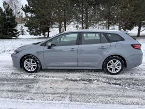 Grey Toyota Corolla 2020 in Panevezys, with an engine capacity of 1.80 L and mileage of 64 thousand km for 15500 €, photo 5 on AUTOMOTO.COM.LV