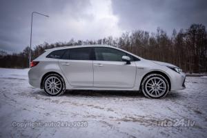 Grey Toyota Corolla 2020 in Maardu, with an engine capacity of 1.80 L and mileage of 148 thousand km for 16000 €, photo 4 on AUTOMOTO.COM.LV