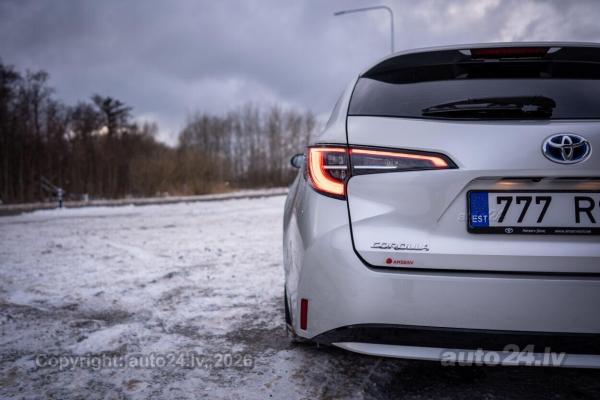 Grey Toyota Corolla 2020 in Maardu, with an engine capacity of 1.80 L and mileage of 148 thousand km for 16000 €, photo 10 on AUTOMOTO.COM.LV