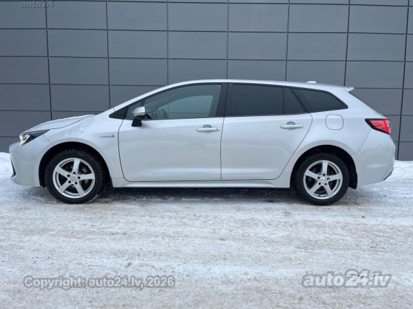 Pelēks Toyota Corolla 2020 Kuresāre, ar dzinēja tilpumu 1.80 L un nobraukumu 139 tūkst. km par 16690 €, foto 8 vietnē AUTOMOTO.COM.LV