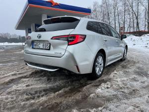 Grey Toyota Corolla 2020 in Vilnius, with an engine capacity of 1.80 L and mileage of 73 thousand km for 16500 €, photo 3 on AUTOMOTO.COM.LV