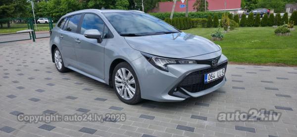 Pelēks Toyota Corolla 2020 Rakvere, ar dzinēja tilpumu 1.20 L un nobraukumu 80 tūkst. km par 15750 €, foto 1 vietnē AUTOMOTO.COM.LV