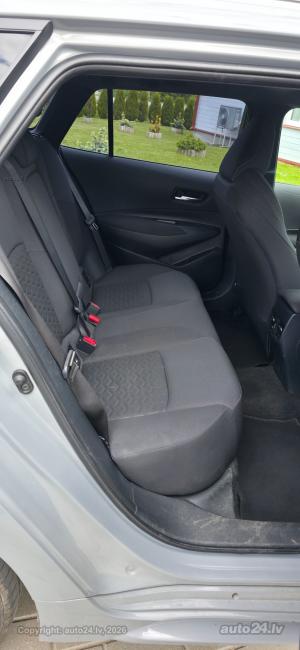 Pelēks Toyota Corolla 2020 Rakvere, ar dzinēja tilpumu 1.20 L un nobraukumu 80 tūkst. km par 15750 €, foto 6 vietnē AUTOMOTO.COM.LV
