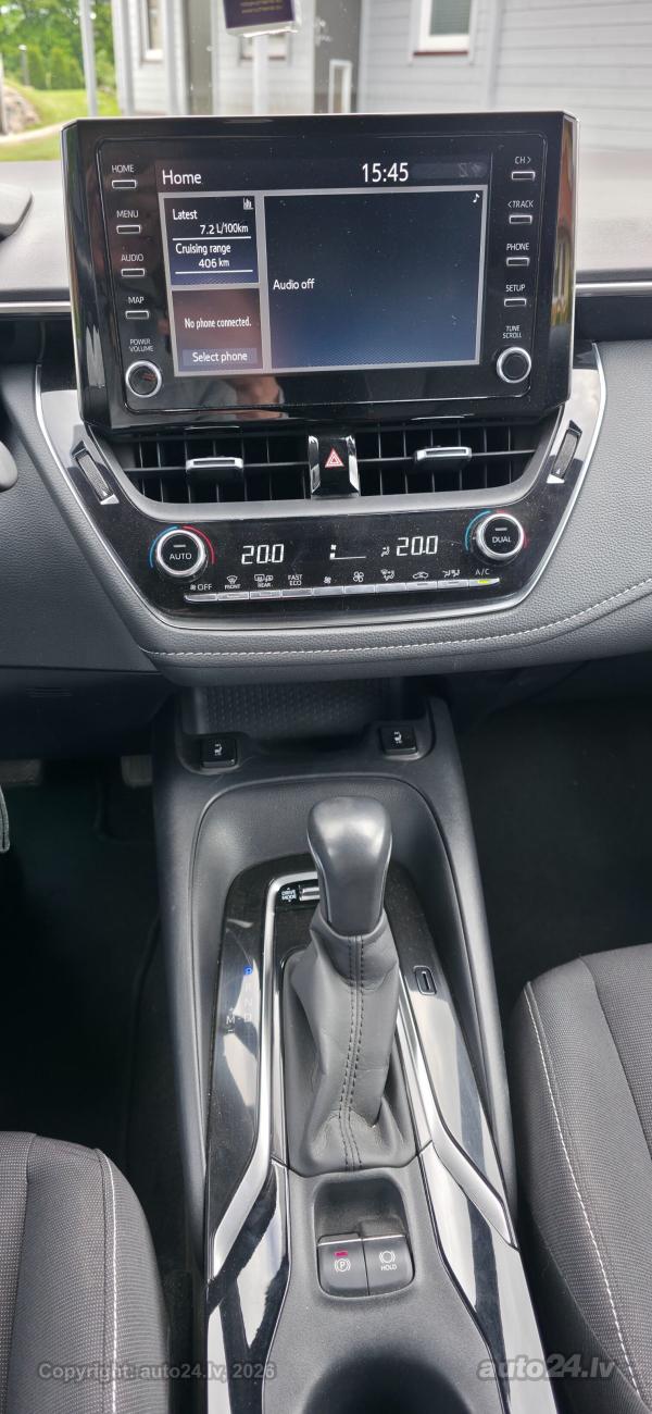 Pelēks Toyota Corolla 2020 Rakvere, ar dzinēja tilpumu 1.20 L un nobraukumu 80 tūkst. km par 15750 €, foto 10 vietnē AUTOMOTO.COM.LV