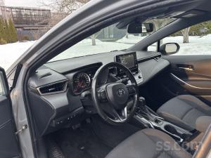 Pelēks Toyota Corolla 2020 Rīga, ar dzinēja tilpumu 1.20 L un nobraukumu 117 tūkst. km par 12900 €, foto 8 vietnē AUTOMOTO.COM.LV