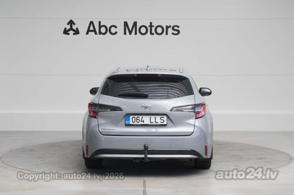 Pelēks Toyota Corolla 2020 Tallina, ar dzinēja tilpumu 1.20 L un nobraukumu 80 tūkst. km par 16990 €, foto 5 vietnē AUTOMOTO.COM.LV