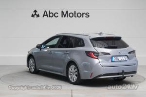 Pelēks Toyota Corolla 2020 Tallina, ar dzinēja tilpumu 1.20 L un nobraukumu 80 tūkst. km par 16990 €, foto 7 vietnē AUTOMOTO.COM.LV