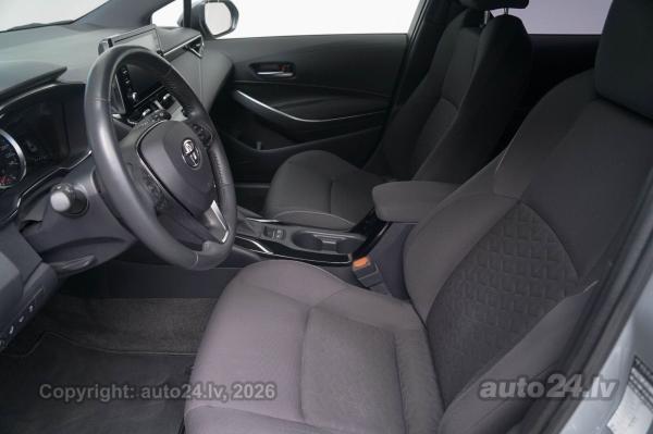 Pelēks Toyota Corolla 2020 Tallina, ar dzinēja tilpumu 1.20 L un nobraukumu 80 tūkst. km par 16990 €, foto 7 vietnē AUTOMOTO.COM.LV