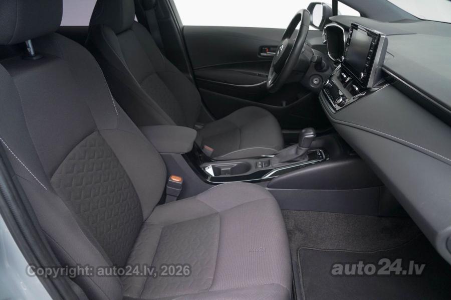 Pelēks Toyota Corolla 2020 Tallina, ar dzinēja tilpumu 1.20 L un nobraukumu 80 tūkst. km par 16990 €, foto 10 vietnē AUTOMOTO.COM.LV