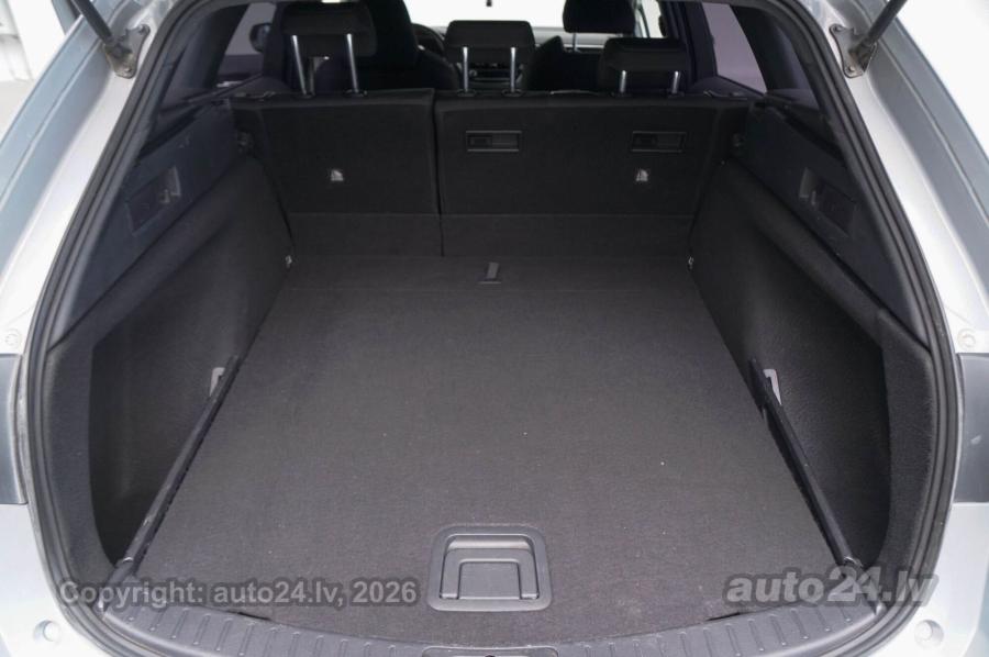 Pelēks Toyota Corolla 2020 Tallina, ar dzinēja tilpumu 1.20 L un nobraukumu 80 tūkst. km par 16990 €, foto 12 vietnē AUTOMOTO.COM.LV