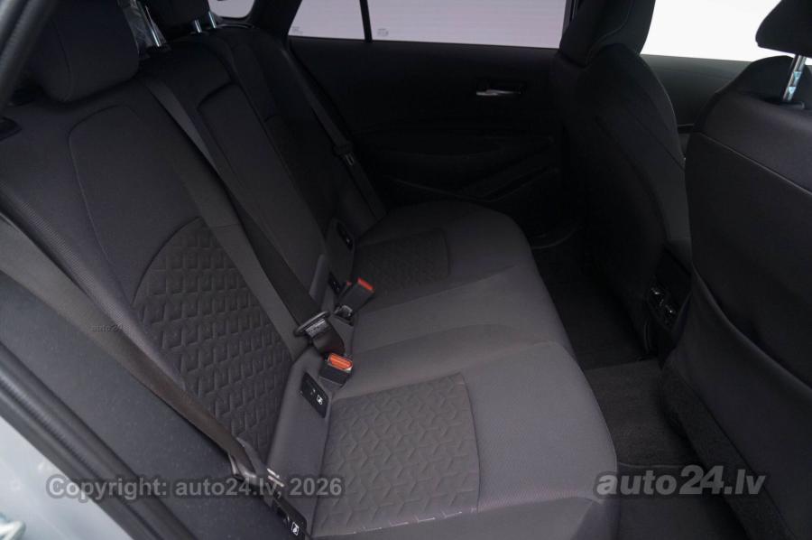 Pelēks Toyota Corolla 2020 Tallina, ar dzinēja tilpumu 1.20 L un nobraukumu 80 tūkst. km par 16990 €, foto 13 vietnē AUTOMOTO.COM.LV