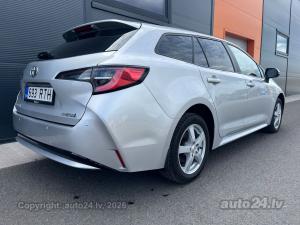 Pelēks Toyota Corolla 2020 Kuresāre, ar dzinēja tilpumu 1.80 L un nobraukumu 139 tūkst. km par 16390 €, foto 7 vietnē AUTOMOTO.COM.LV