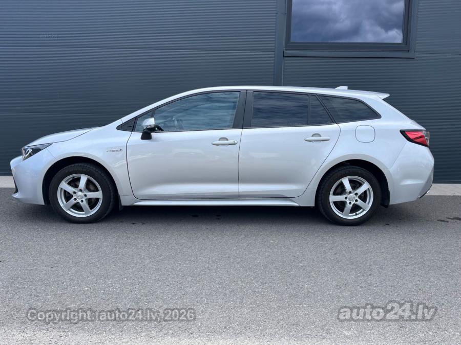 Pelēks Toyota Corolla 2020 Kuresāre, ar dzinēja tilpumu 1.80 L un nobraukumu 139 tūkst. km par 16390 €, foto 9 vietnē AUTOMOTO.COM.LV