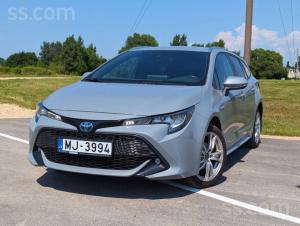Grey Toyota Corolla 2020 in Riga, with an engine capacity of 1.80 L and mileage of 72 thousand km for 18300 €, photo  on AUTOMOTO.COM.LV