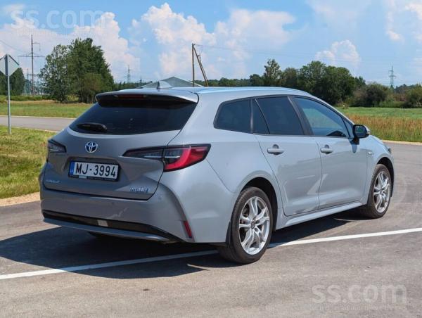 Pelēks Toyota Corolla 2020 Rīga, ar dzinēja tilpumu 1.80 L un nobraukumu 72 tūkst. km par 18300 €, foto 6 vietnē AUTOMOTO.COM.LV