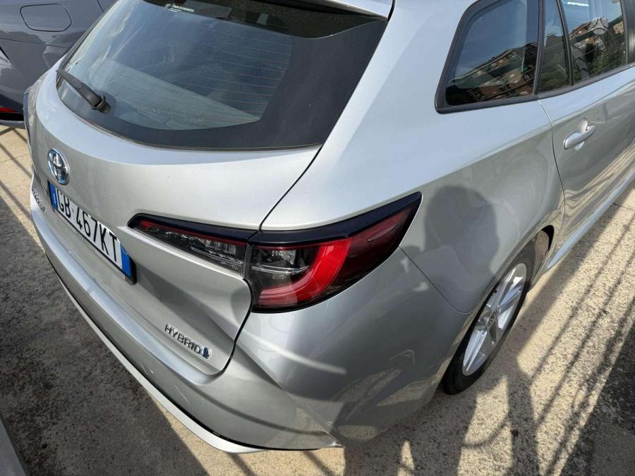 Pelēks Toyota Corolla 2020 Šauļi, ar dzinēja tilpumu 1.80 L un nobraukumu 152 tūkst. km par 14900 €, foto 5 vietnē AUTOMOTO.COM.LV