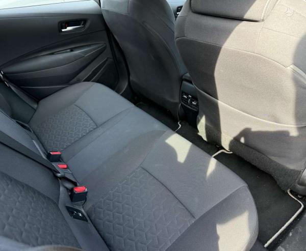 Pelēks Toyota Corolla 2020 Šauļi, ar dzinēja tilpumu 1.80 L un nobraukumu 152 tūkst. km par 14900 €, foto 8 vietnē AUTOMOTO.COM.LV