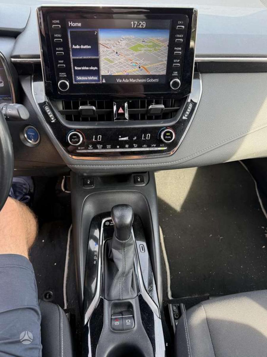 Pelēks Toyota Corolla 2020 Šauļi, ar dzinēja tilpumu 1.80 L un nobraukumu 152 tūkst. km par 14900 €, foto 11 vietnē AUTOMOTO.COM.LV