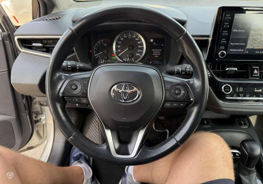 Pelēks Toyota Corolla 2020 Šauļi, ar dzinēja tilpumu 1.80 L un nobraukumu 152 tūkst. km par 14900 €, foto 14 vietnē AUTOMOTO.COM.LV
