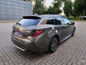 Grey Toyota Corolla 2020 in Marijampole, with an engine capacity of 1.99 L and mileage of 19 thousand km for 20900 €, photo 9 on AUTOMOTO.COM.LV