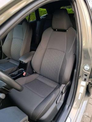 Grey Toyota Corolla 2020 in Marijampole, with an engine capacity of 1.99 L and mileage of 19 thousand km for 20900 €, photo 20 on AUTOMOTO.COM.LV