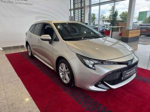 Pelēks Toyota Corolla 2020 Šauļi, ar dzinēja tilpumu 1.80 L un nobraukumu 79 tūkst. km par 18900 €, foto 3 vietnē AUTOMOTO.COM.LV