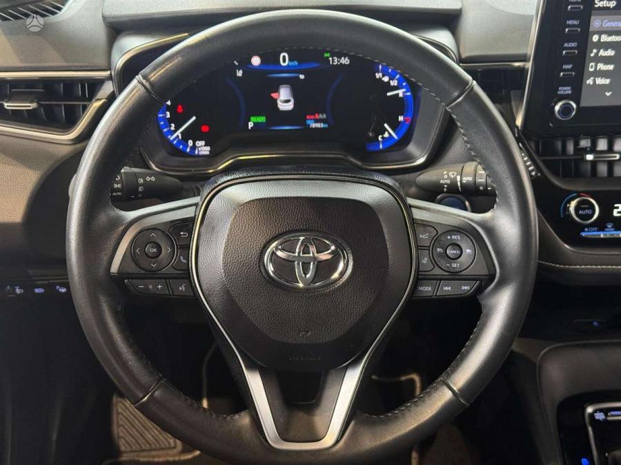 Pelēks Toyota Corolla 2020 Šauļi, ar dzinēja tilpumu 1.80 L un nobraukumu 79 tūkst. km par 18900 €, foto 16 vietnē AUTOMOTO.COM.LV