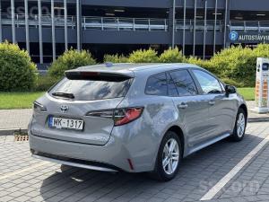 Grey Toyota Corolla 2020 in Riga, with an engine capacity of 1.80 L and mileage of 106 thousand km for 18100 €, photo 3 on AUTOMOTO.COM.LV