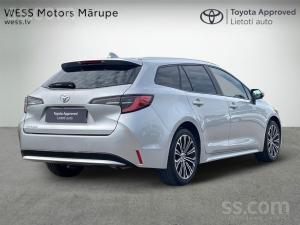 Pelēks Toyota Corolla 2020 Rīga, ar dzinēja tilpumu 1.20 L un nobraukumu 143 tūkst. km par 12990 €, foto 3 vietnē AUTOMOTO.COM.LV