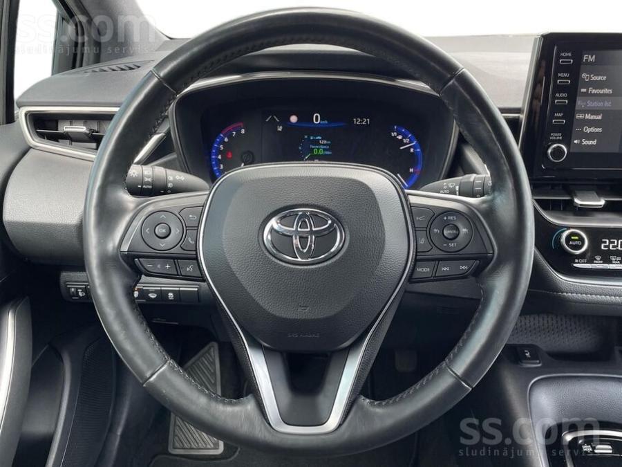 Pelēks Toyota Corolla 2020 Rīga, ar dzinēja tilpumu 1.20 L un nobraukumu 143 tūkst. km par 12990 €, foto 13 vietnē AUTOMOTO.COM.LV