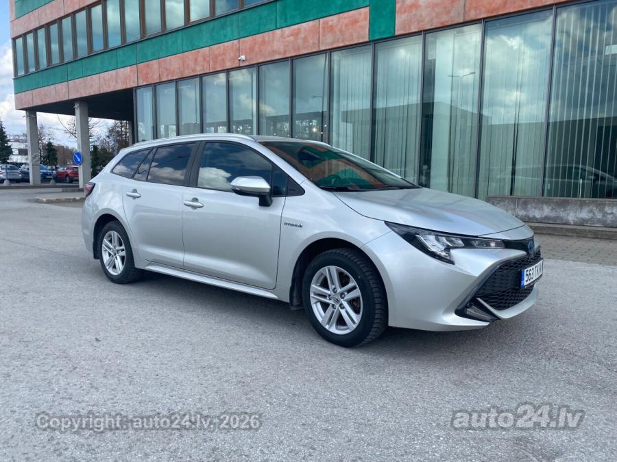 Pelēks Toyota Corolla 2020 Tallina, ar dzinēja tilpumu 1.80 L un nobraukumu 188 tūkst. km par 15500 €, foto 3 vietnē AUTOMOTO.COM.LV