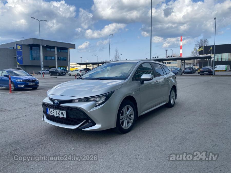 Pelēks Toyota Corolla 2020 Tallina, ar dzinēja tilpumu 1.80 L un nobraukumu 188 tūkst. km par 15500 €, foto 4 vietnē AUTOMOTO.COM.LV
